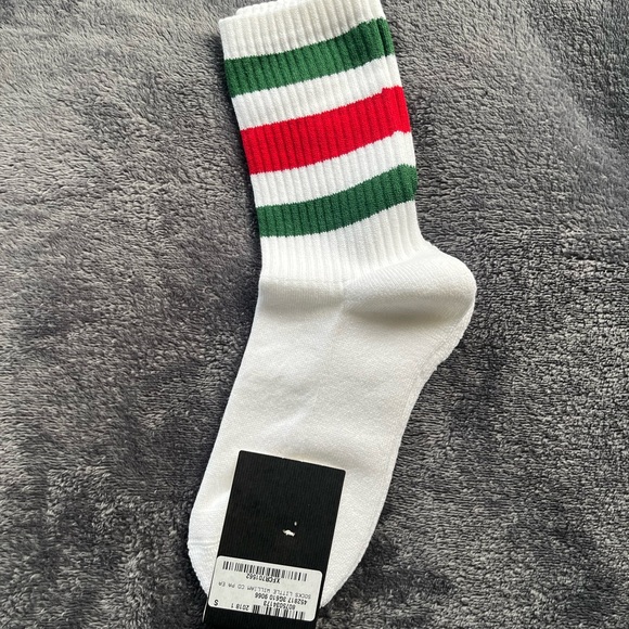 Gucci | Underwear & Socks | Gucci White Sock With Green And Red Stripes ...
